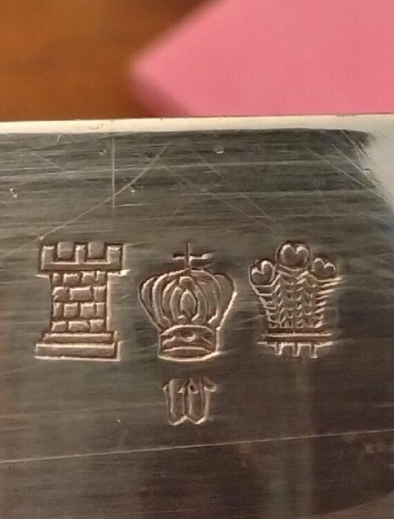Hallmark ID. Castle crown and unknown over “W” - Identification Help ...