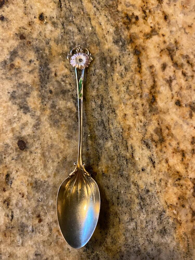 In need of sterling silver spoon identification - Photographing Silver ...
