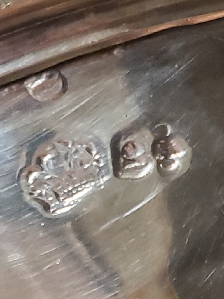 I need help identifying this hallmark - Identification Help - What is ...