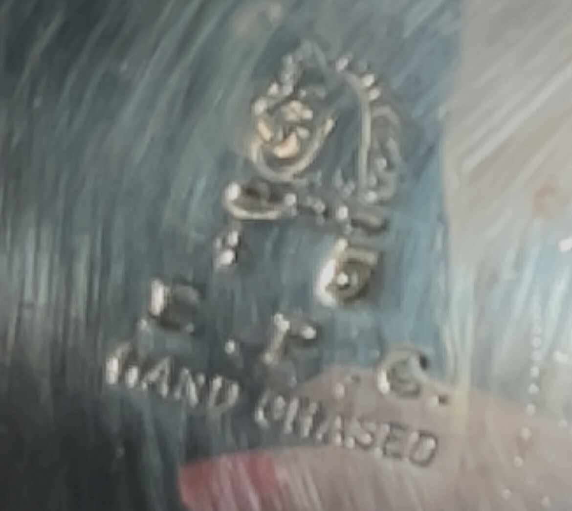 Unicorn Head & EPC on bottom of Service Set-Who is it? - Reading ...